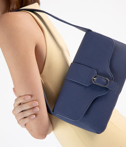 ISABELLE Vegan Shoulder Bag – Grain | Matt & Nat Canada